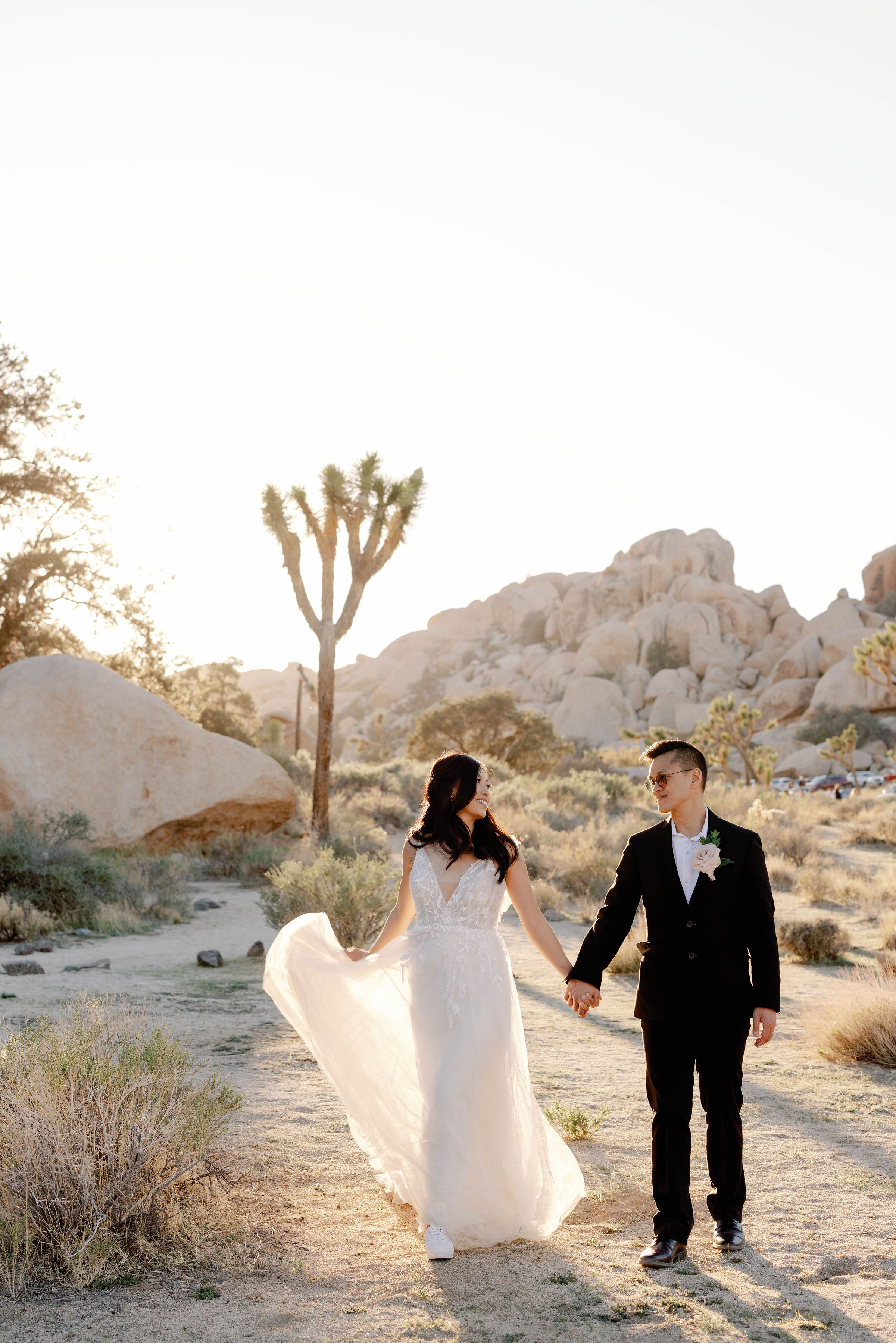 Joshua Tree Wedding: An Inside Look at a $10,000 Wedding - Wedy